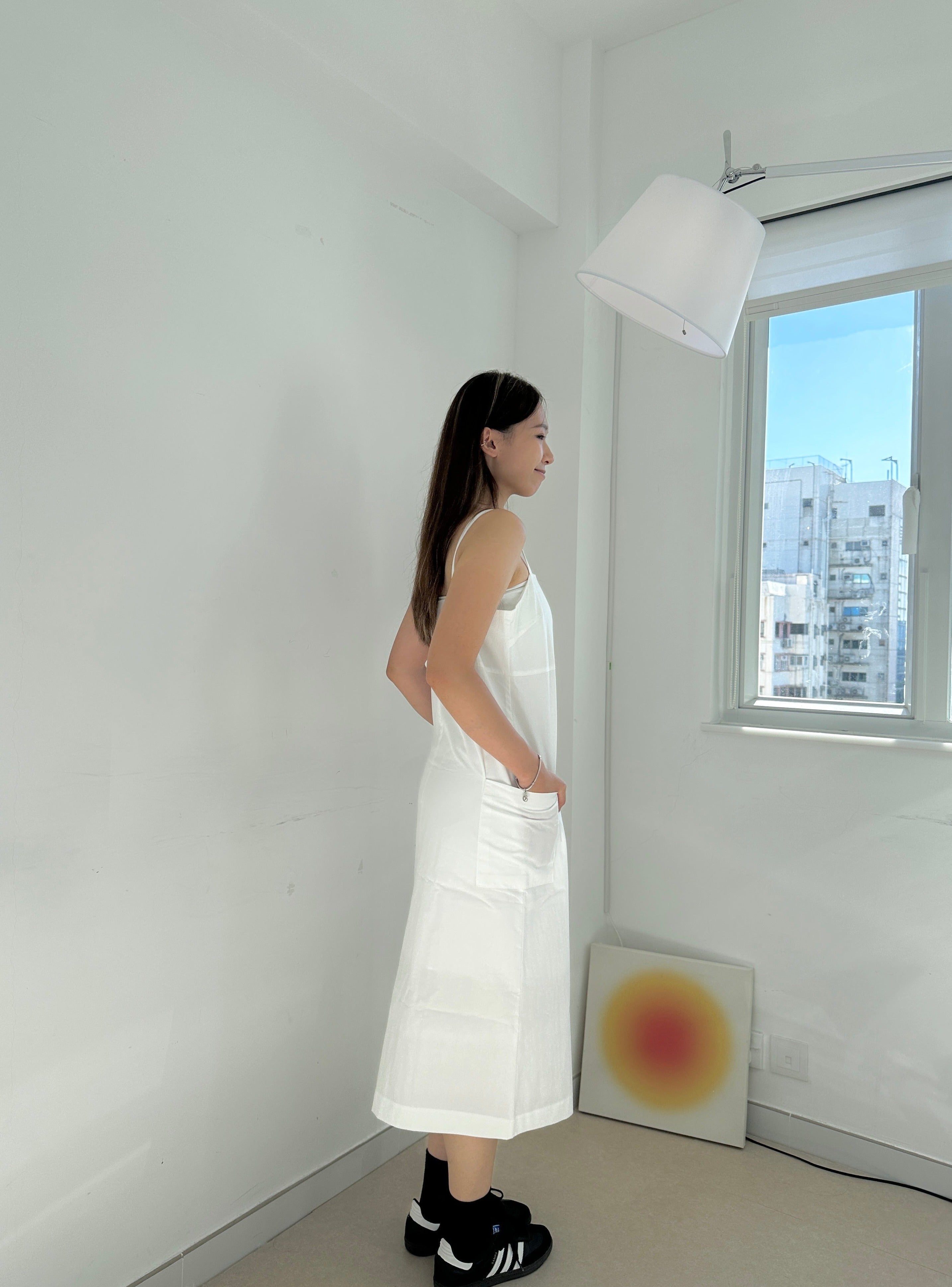 White OPS – Momentk.clo